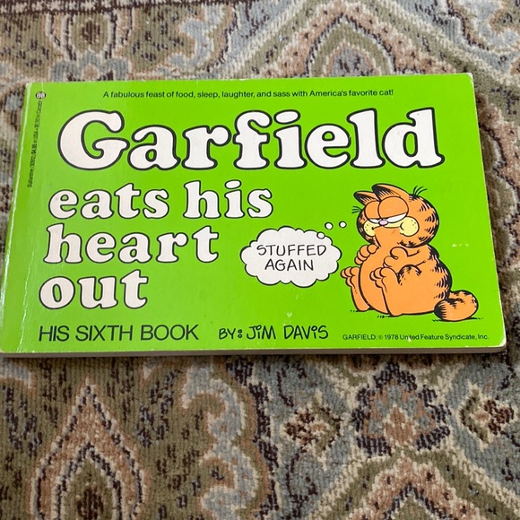 Accents | Vintage 197s Garfield Book Number Six | Poshmark